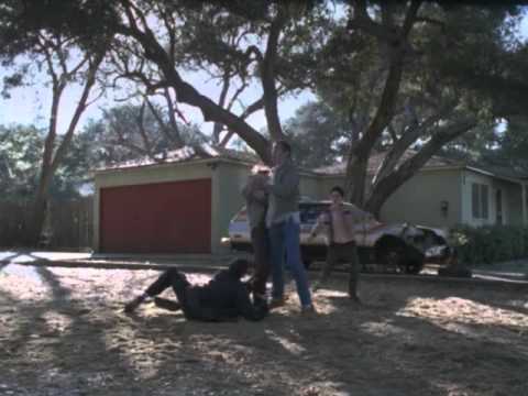 Freaks and Geeks 01 Fight - YouTube
