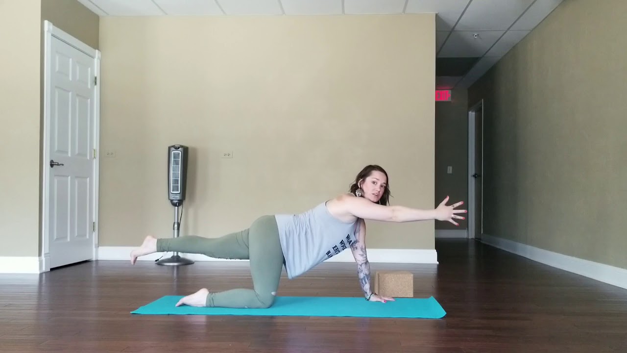 Core-Focus Yoga Flow - YouTube