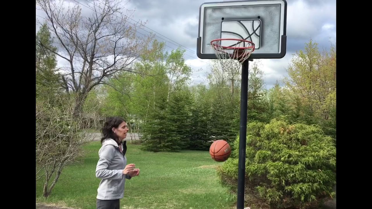 Pass the Ball Challenge - YouTube