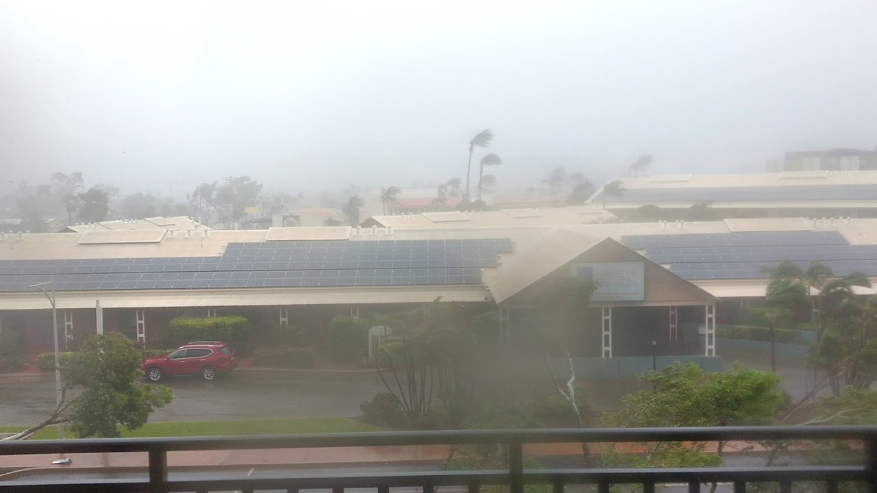 Cyclone Damien, Karratha, 8 Feb 2020 14:25 - YouTube