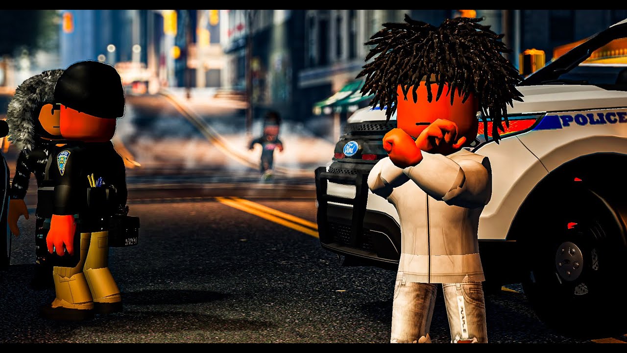 I ALMOST went to JAIL in NYC Roblox FiveM - YouTube