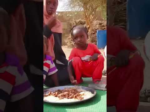 Czn Burak Afrika Ziyareti En Güzel Bağ Sevgidir#shorts