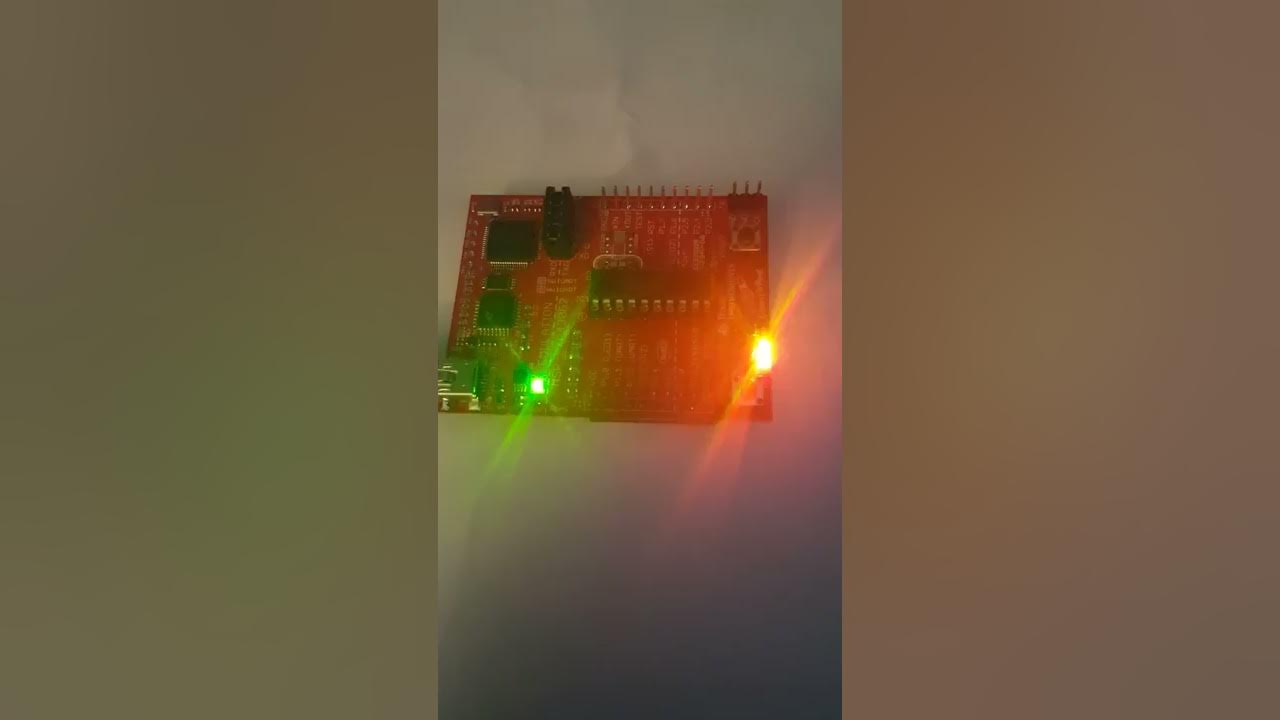 Msp430 Both Leds Blinking Simultaneously Youtube