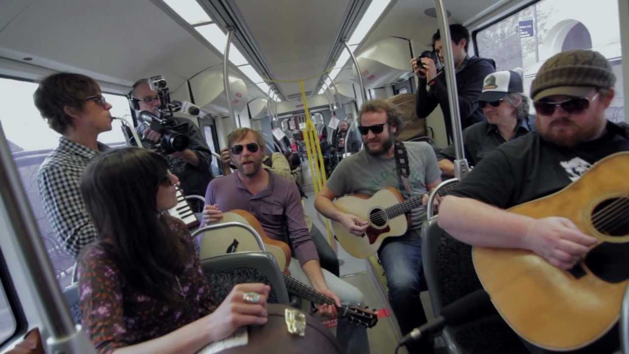 Nicki Bluhm & The Gramblers "Till I'm Blue" - A Trolley Show (live ...