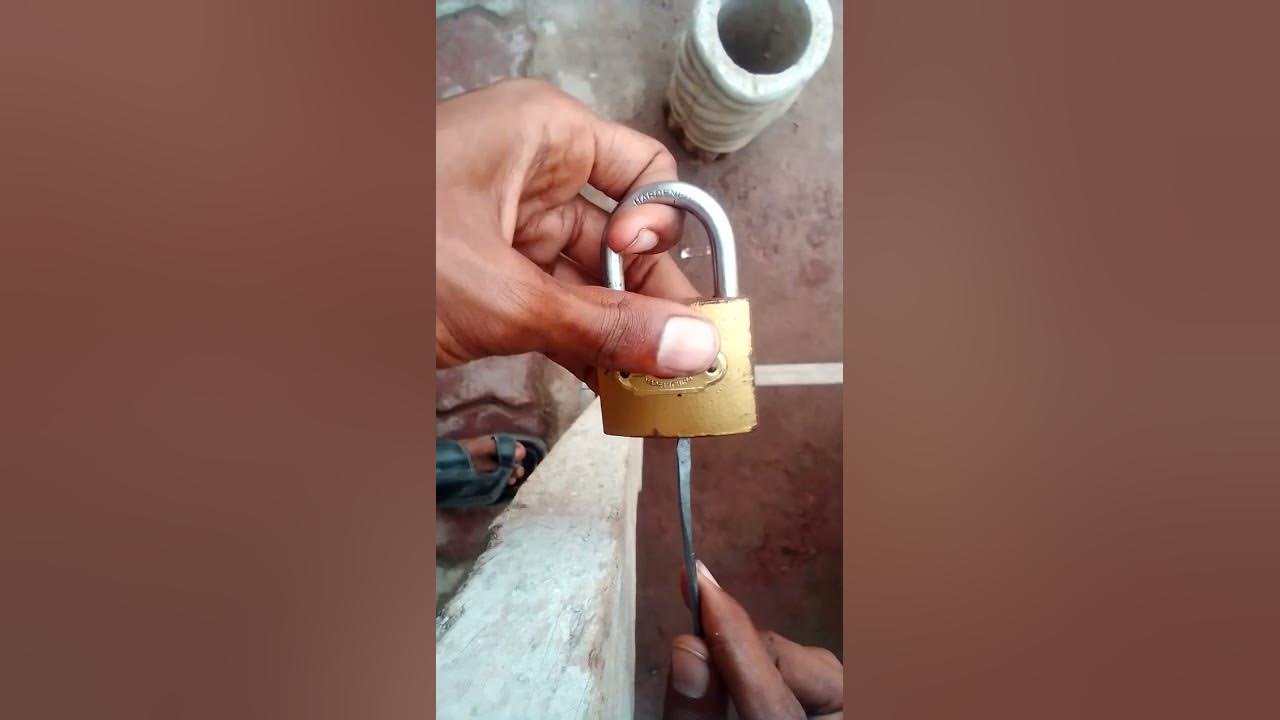 How to open Lock without of keys - YouTube