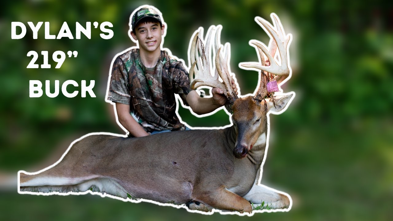 Dylan's 219" BUCK SHOT in 2023 Michigan Youth Season - YouTube
