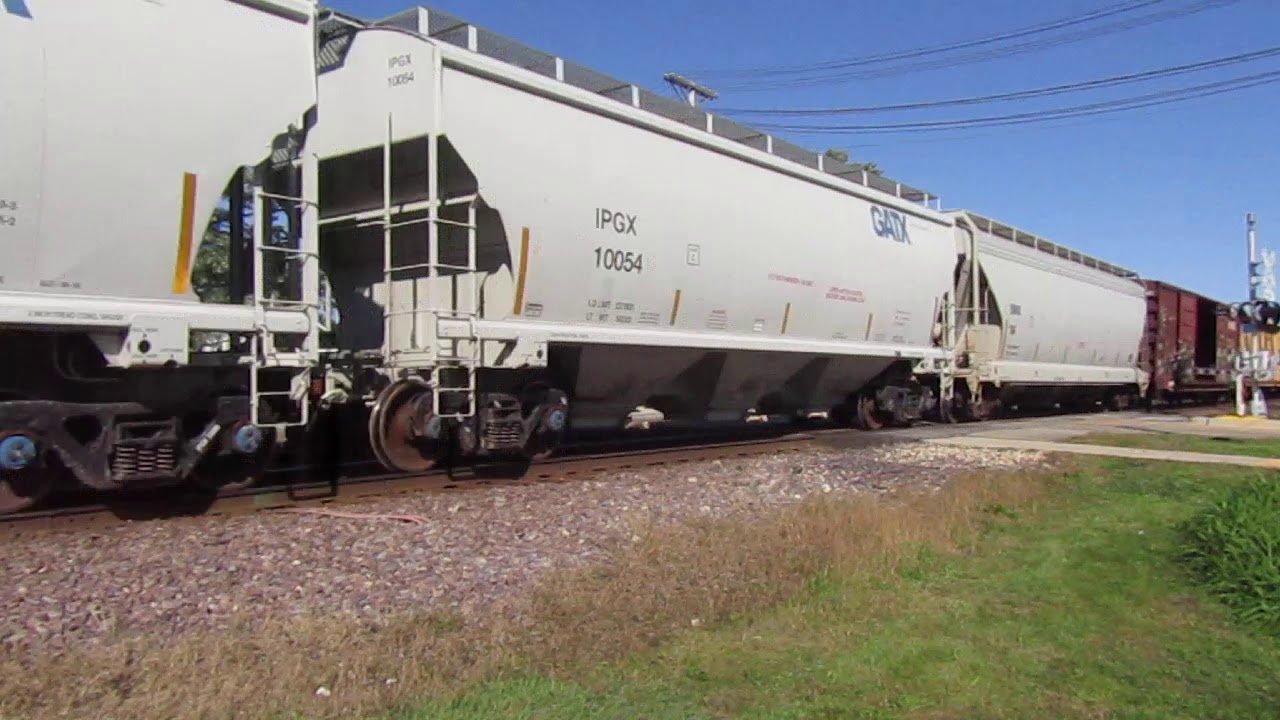 Westbound UP 7968, UP 5455 and UP 5452 on the Union Pacific - YouTube