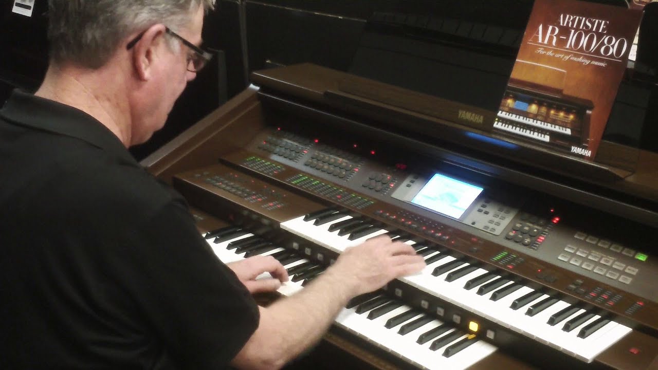 Leith Ewart Playing Yamaha AR80 Organ - YouTube
