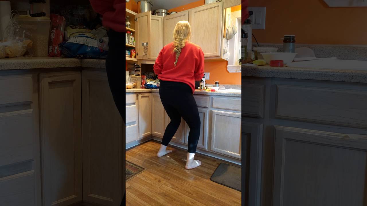 Crazy White Girl Dancing Youtube