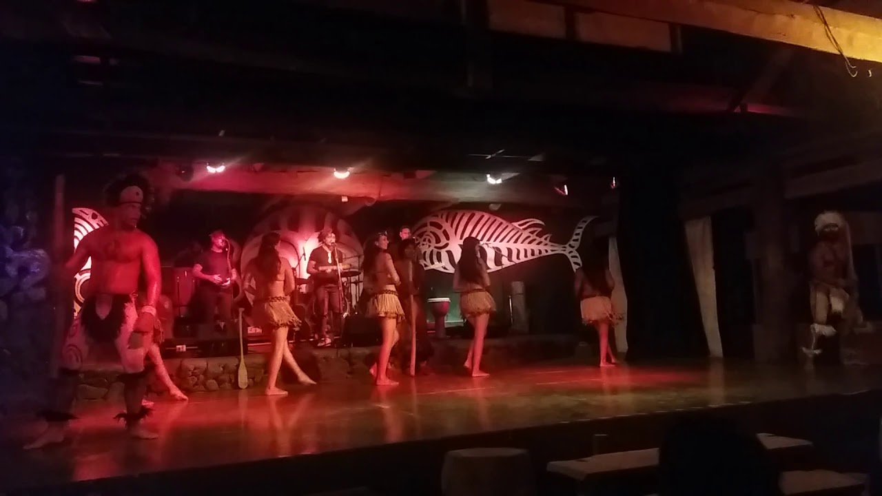 Presentacion "Grupo Maori Tupuna", Rapa Nui. - YouTube