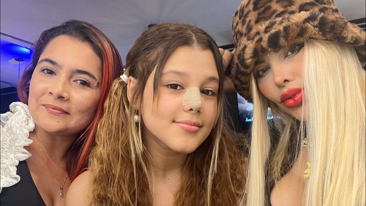 Centro de Medellín vs Centro de la Moda - YouTube