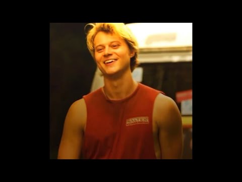 jj edits because he deserves the world - YouTube