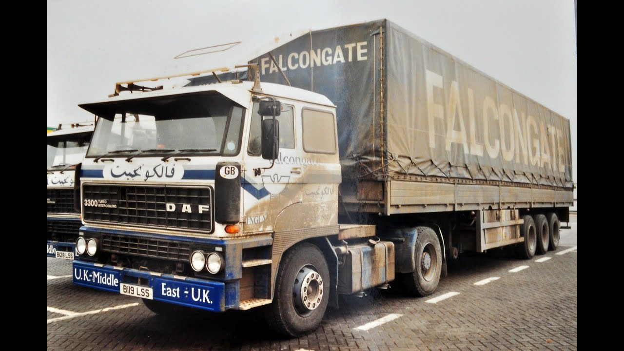 TRUCKING HISTORY LOOKING BACK AT MIDDLE EAST TRANSPORT AND LORRIES VOL ...