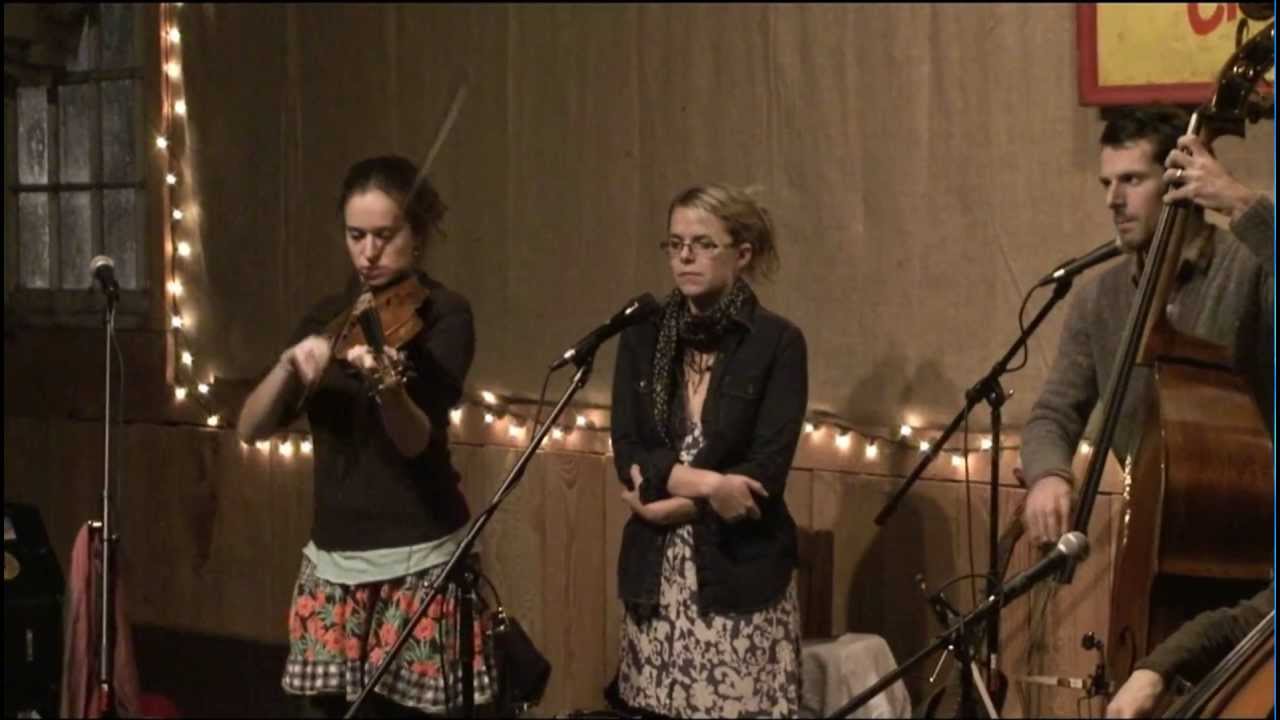 Crooked Still - the beautiful song, UNDONE IN SORROW - In the wilds of ...