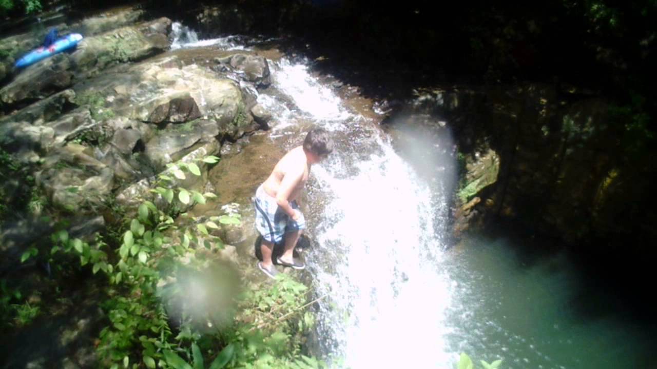Secret Waterfalls! (Cliff Jumping) - YouTube