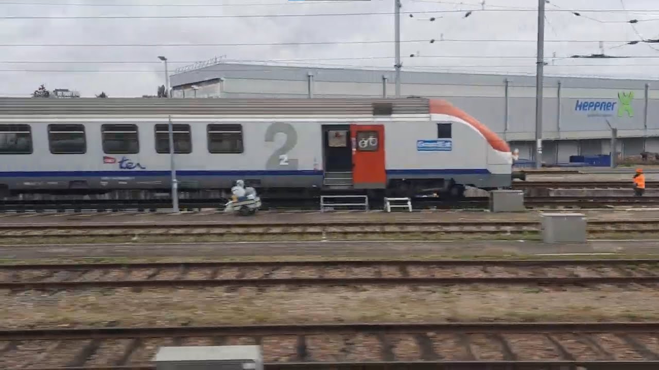 🚄 TGV 9576 - Vjezd do stanice Štrasburk (Strasbourg) - část 1 - YouTube