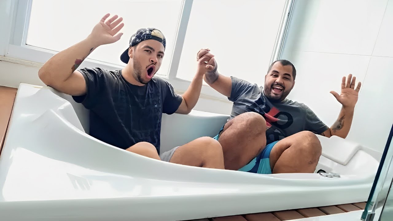 INVADIMOS O QUARTO DO FELIPE E USAMOS A BANHEIRA DELE!! | Repost ...
