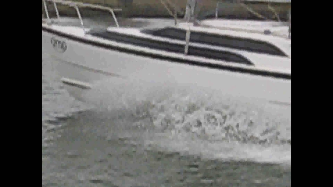 MacGregor 26M Spray Rail modification - YouTube