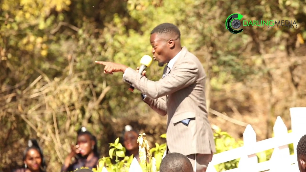 Gringo Junior - the magic MC - YouTube