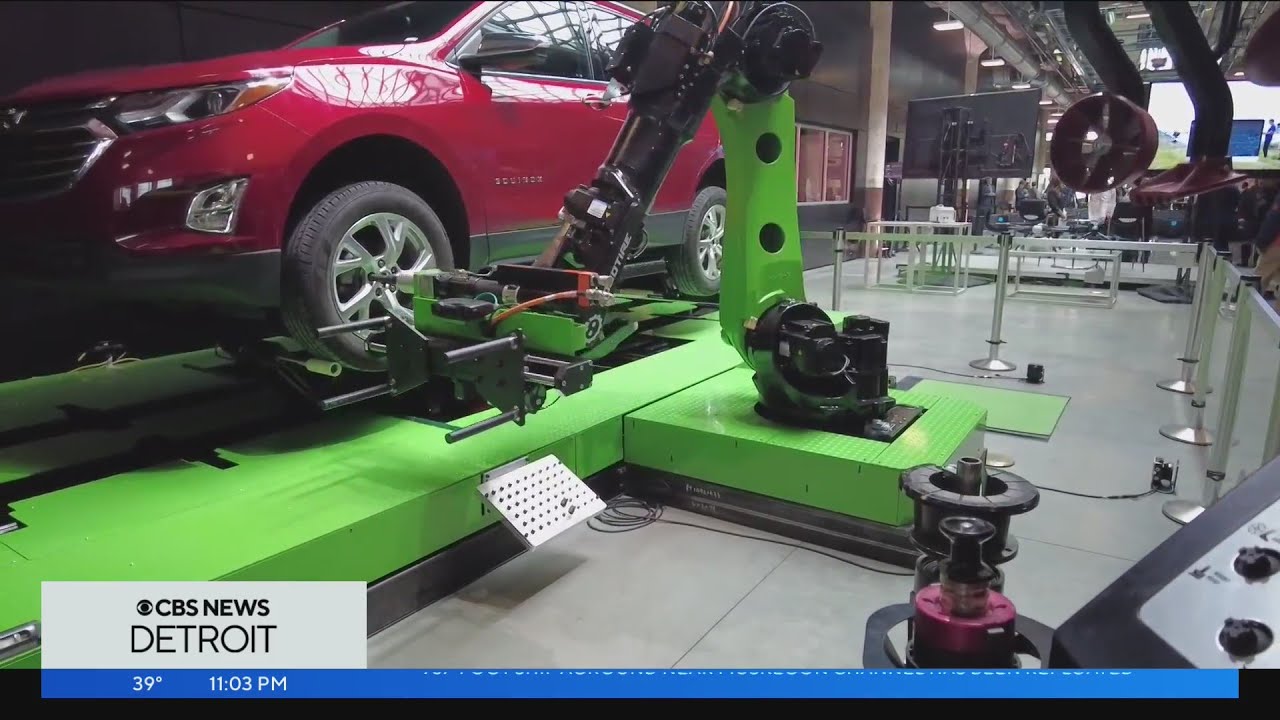 Michigan Central opens with "Newlab Detroit" in restored Book ...