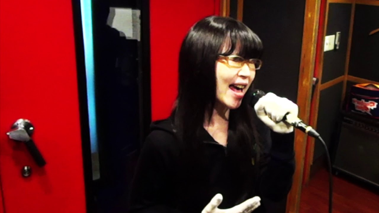 [女性版]世界に一つだけの花 ／ Covered by marika plant - YouTube