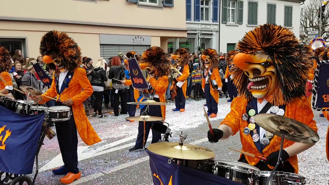Liestal Fasnacht 2017/ Elbisrugger - YouTube