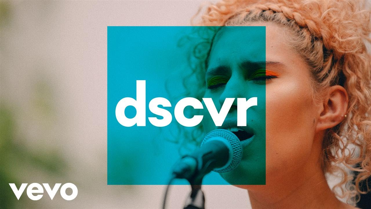Raye - The Line (Live) - Vevo dscvr @ The Great Escape 2017 - YouTube