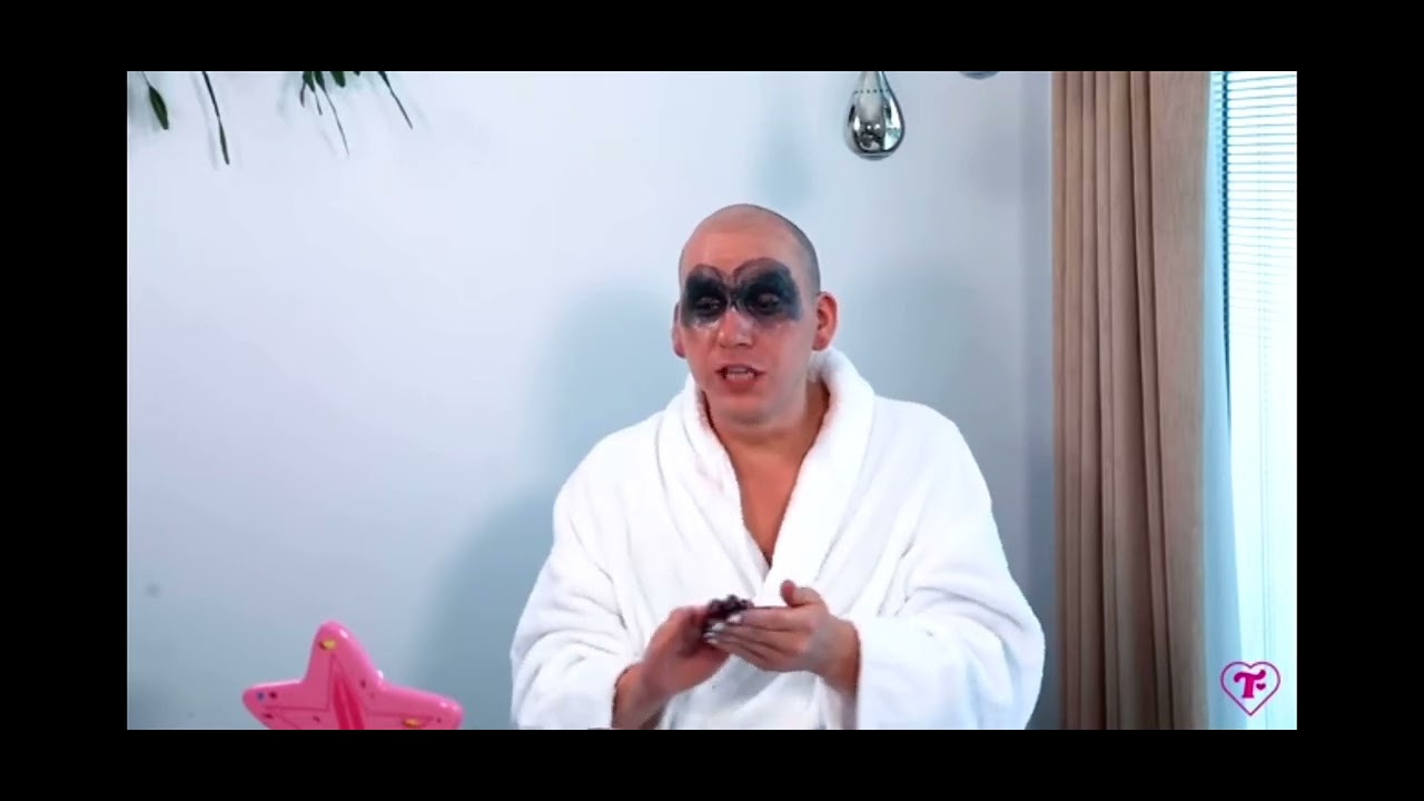 Trixie Mattel "Gomez, I love Debbie!" - YouTube