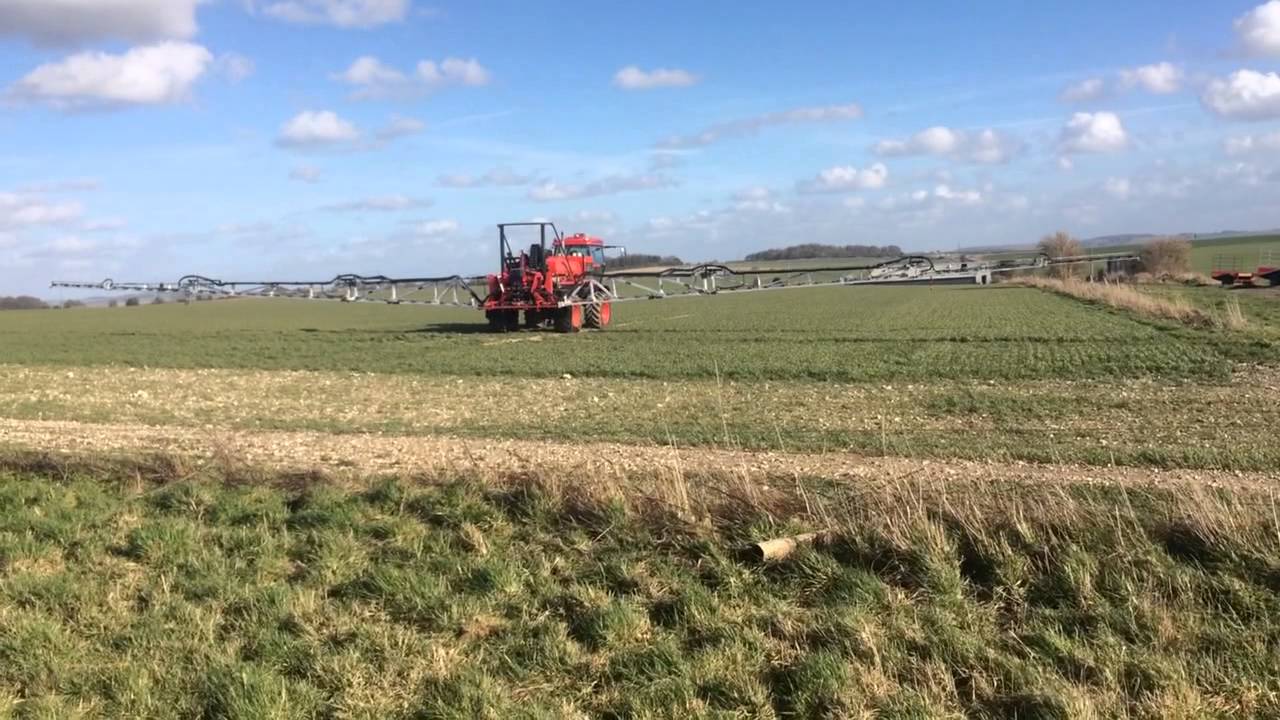 Sands 4000 litre Sprayer with 36m Pommier Booms - YouTube