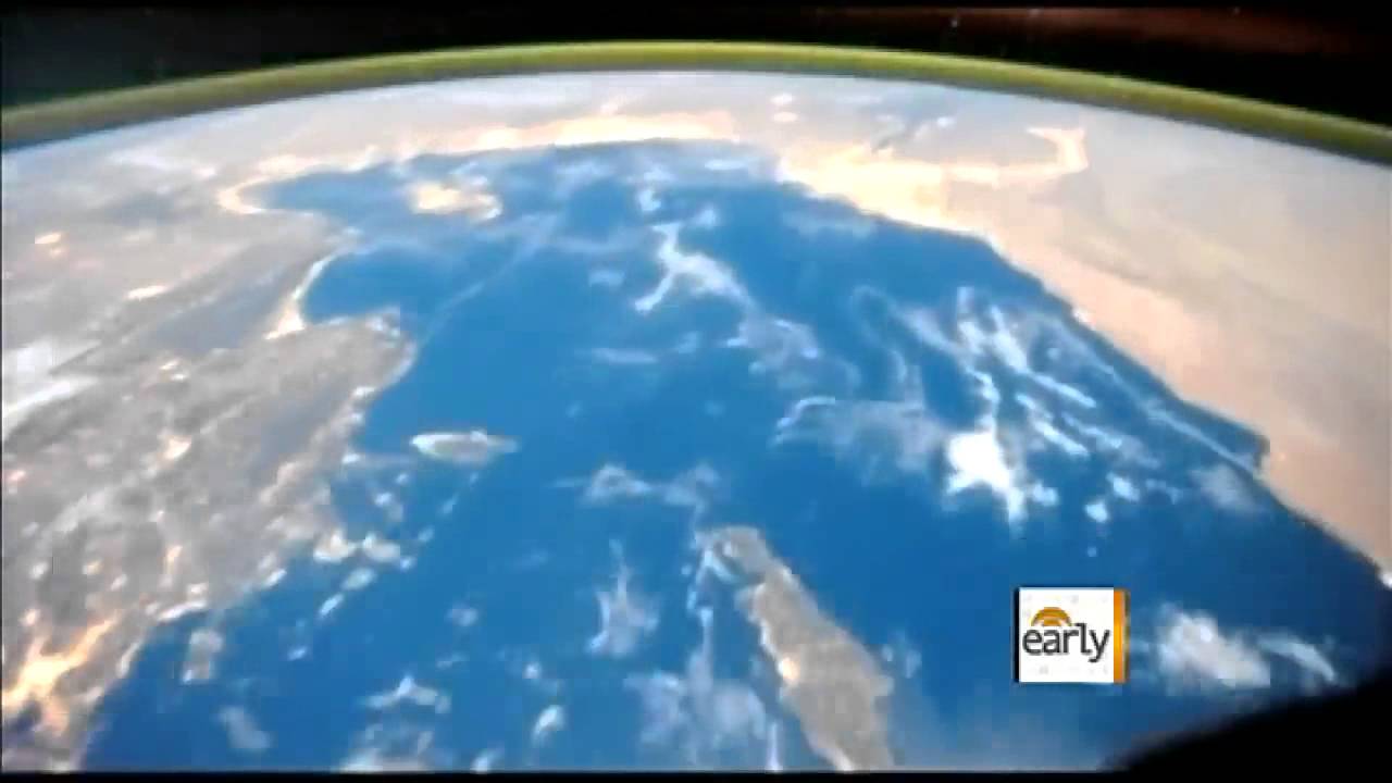 NASA releases fast-paced video of rotating Earth - Videos - YouTube