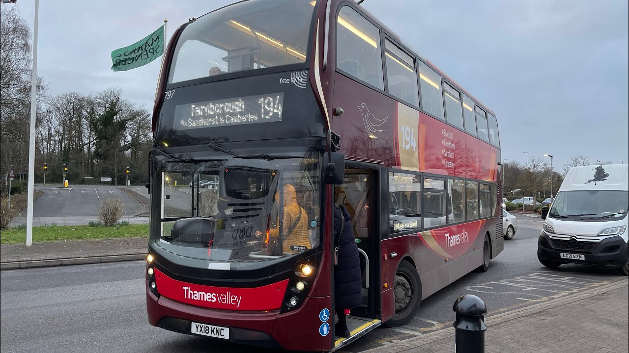 [IRL] YX18 KNC - Thames Valley - Route 194 - YouTube