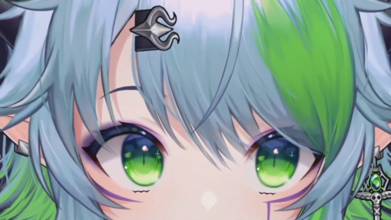 5 Minutes Of BSApricot Being Cute While Playing Among Us - YouTube