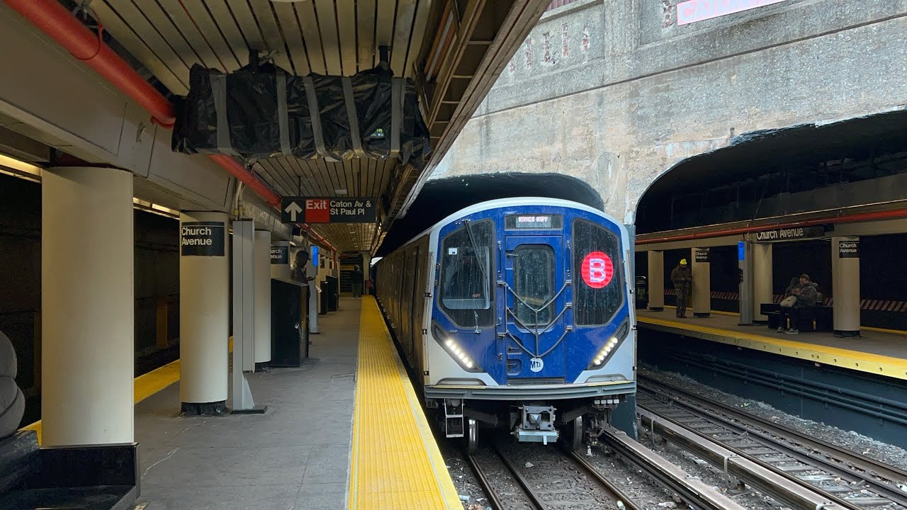 BMT Brighton Line: (B)(Q) & NIS R68A (B) Train action at Church Av ...
