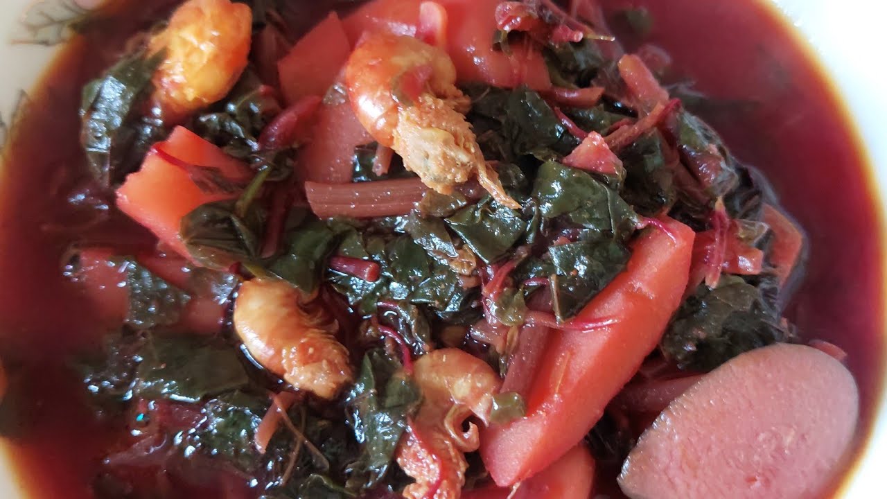 চিংড়ি মাছ দিয়ে লাল শাকের টক ঝোল।। Laal shak recipe।। চিংড়ি মাছের টক ...