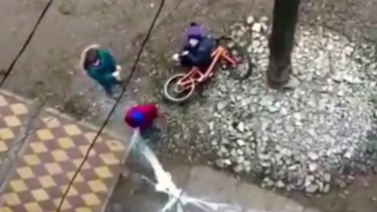 Russian help "catch the first aid kit" - YouTube