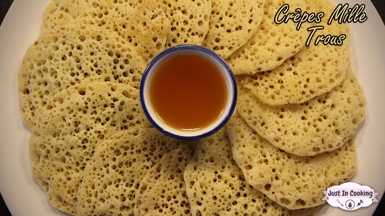 Recette des Crêpes Mille Trous ou Baghrir - YouTube