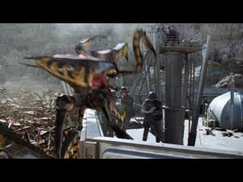 The Greatest Action Scenes - STARSHIP TROOPERS - YouTube