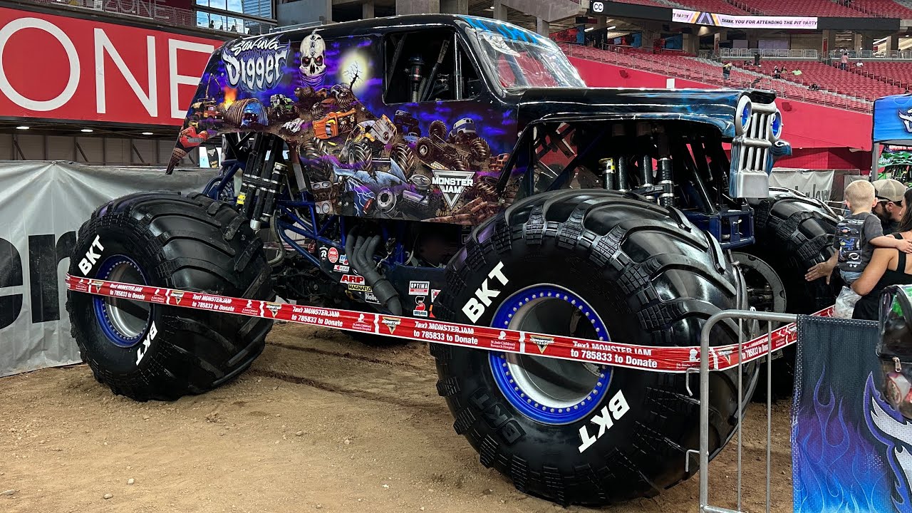 Monster Jam - Glendale, AZ 2024 HIGHLIGHTS (4/27/24) - YouTube
