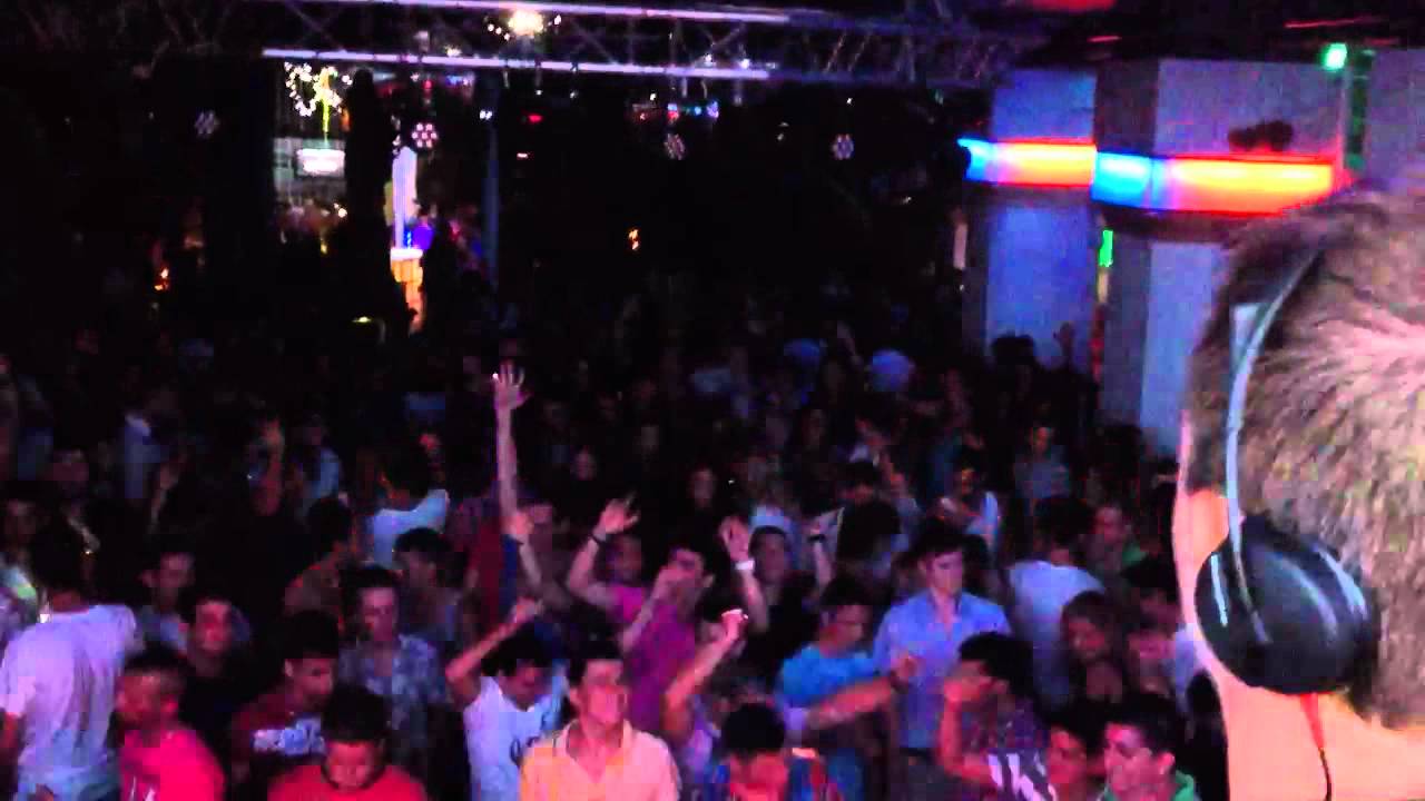 Daniel Blade Live @ La Grotta Gozo - Aug '12 - YouTube