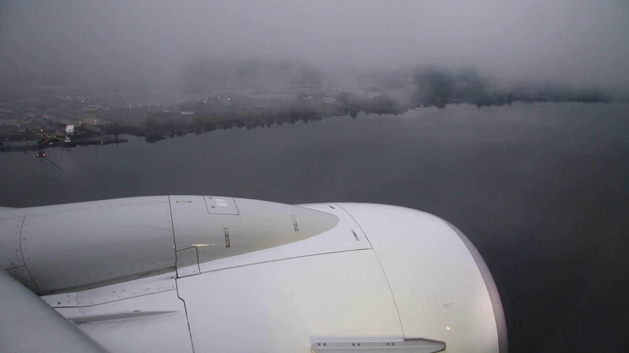 Arriving PDX from PHX Alaska Airlines #959 737-990ER N236AK. 10 Nov ...