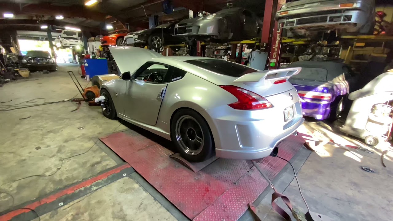 Single Turbo 370Z Nismo Hits the Dyno and makes crazy power! *Maxes out ...