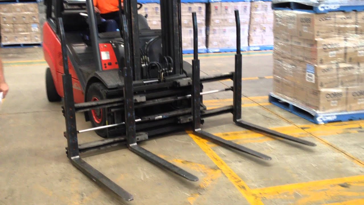 Handling Dual pallets - YouTube
