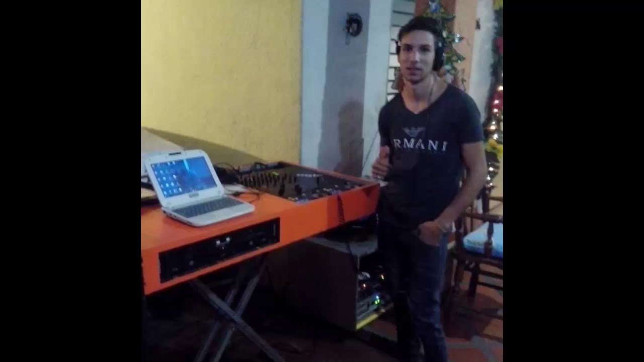 electronica under master 1 dj jose jm - YouTube