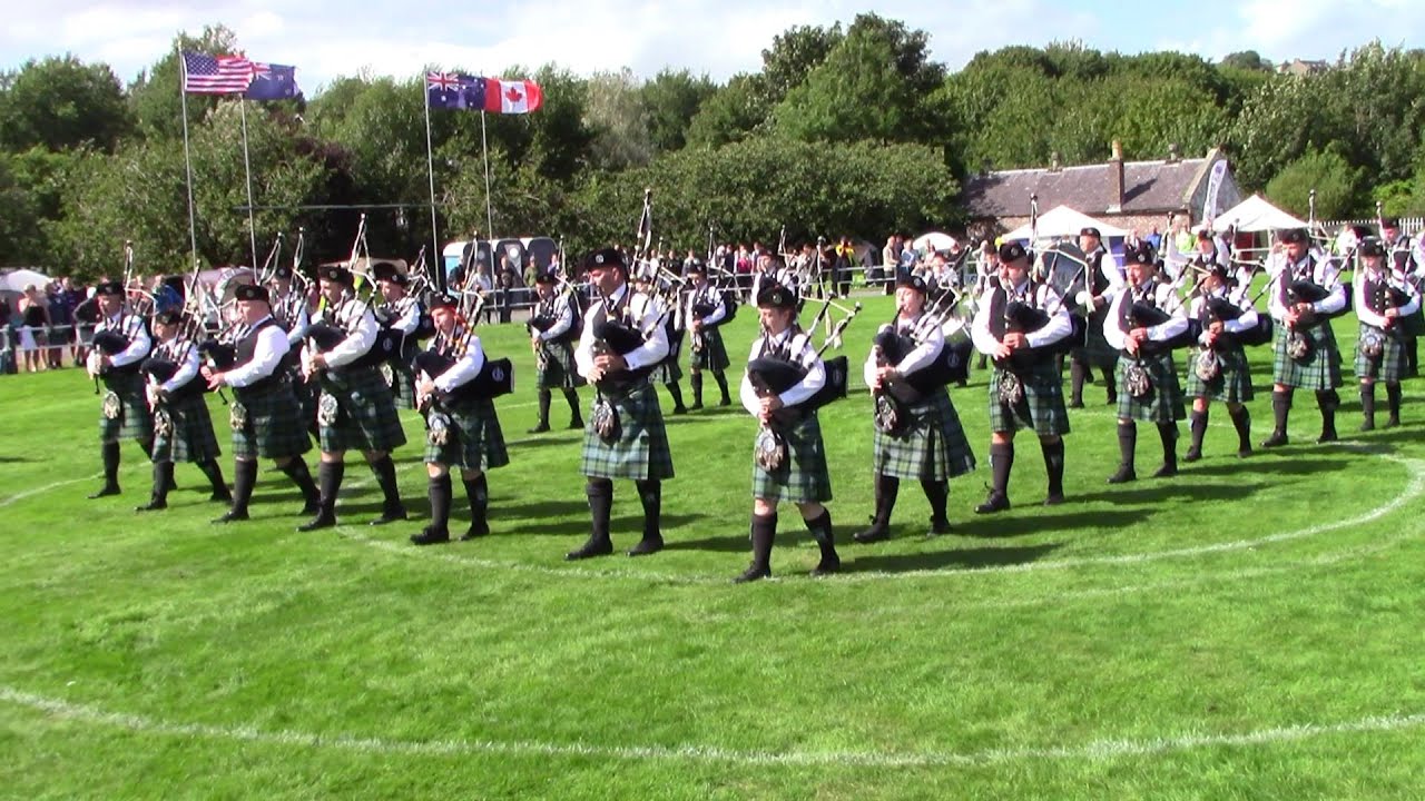 KILBARCHAN PIPE BAND AT BUTE HIGHLAND GAMES 2022 OPEN GRADE - YouTube