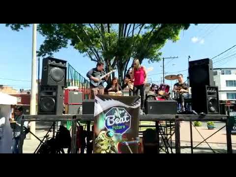 Soy yo - Bomba Estereo cover - YouTube