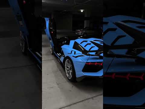 Late night drive! Lamborghini SVJ!