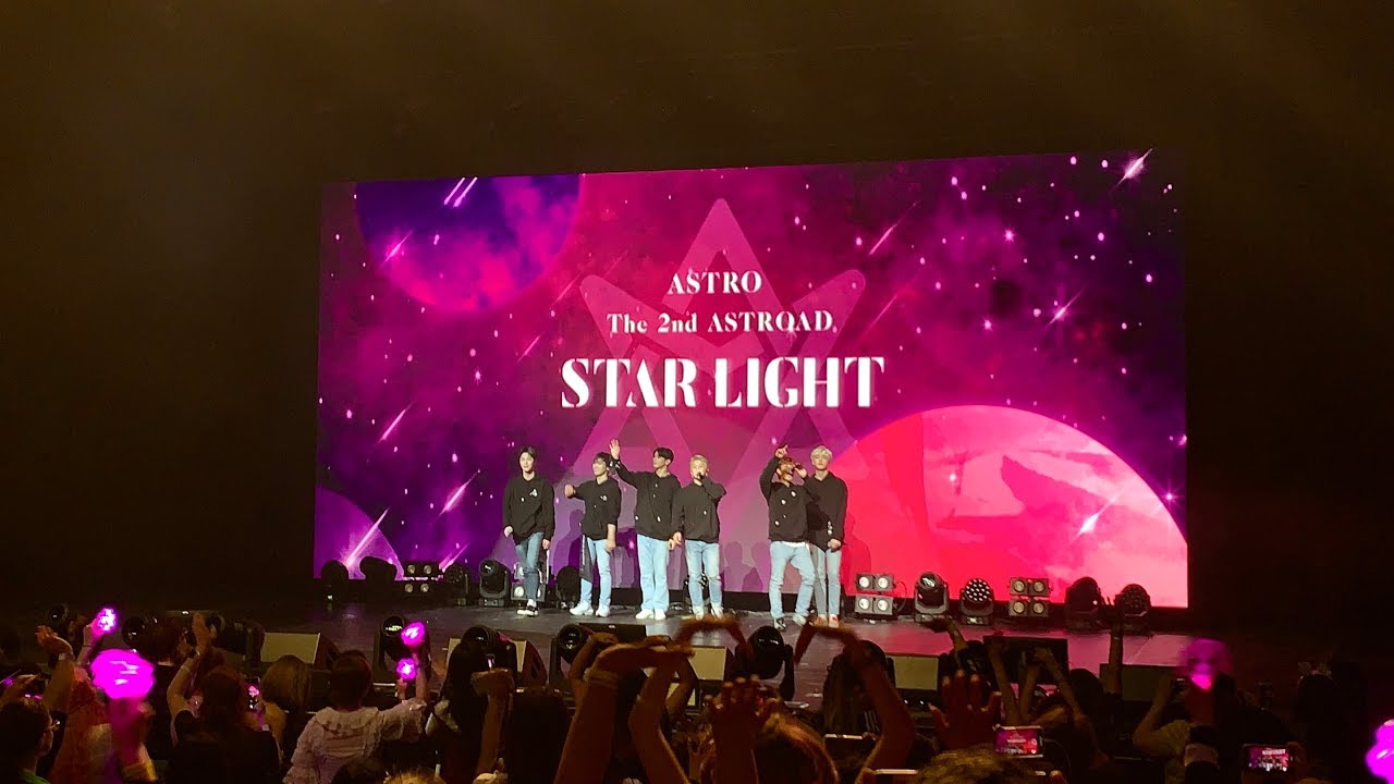 ASTRO 아스트로: 2019 The 2nd Astroad - Star Light | Dallas, Texas - YouTube