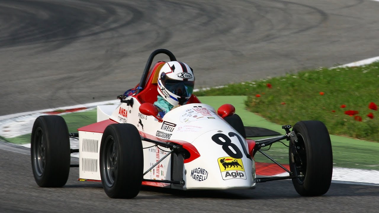 1 lap monza formula 1000 fire - YouTube