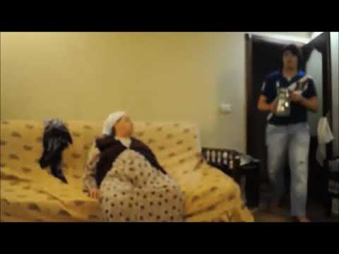 Gülmekden oleceksiniz yureyi zayif olanlar bakmasin