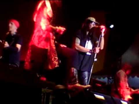 Yuke Dewa 19 Bass Solo - loe tu ye (/RIF) AIRS - All Indonesian Rock Stars @ Jakarta Alice Coopers